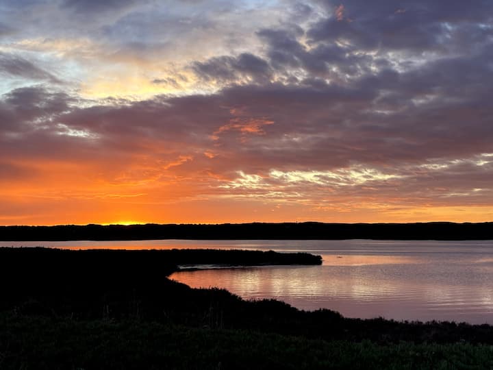 Estuary Cabin By The Ocean - Moss Landing, California, CA