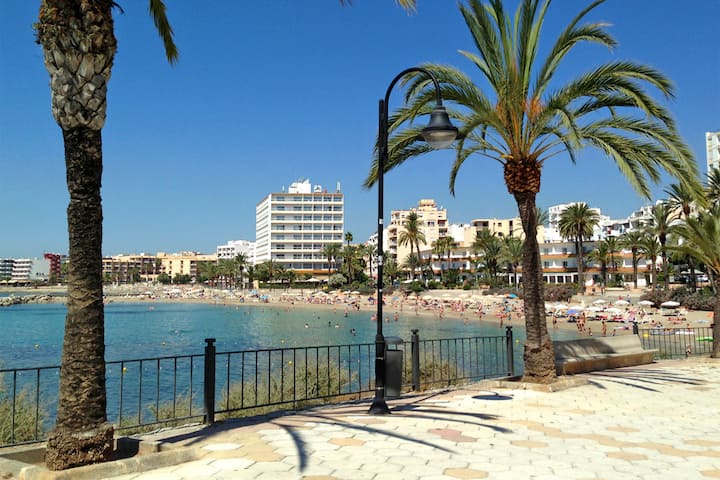 Figueretas Beach - Ibiza-stad