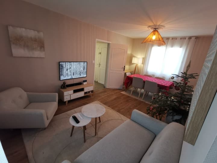 Bourges Cathédrale -
Cosy House - Bourges