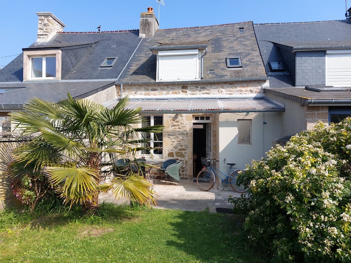 Maison De Pêcheur Avec Jardin Au Sud - 3 éToiles - Plage de Saint-Vaast-la-Hougue