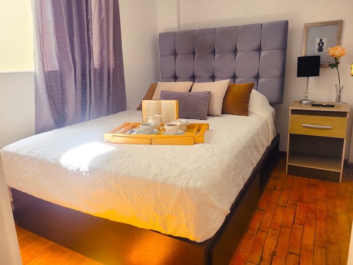 Miraflores Downtown With Privatebath/small/smarttv - Lima