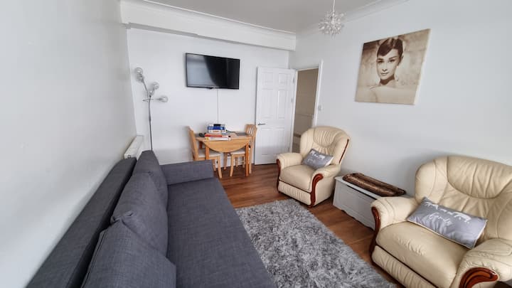 Forton | Large 3 Bed Town House Gosport Slp 8 - Portsmouth