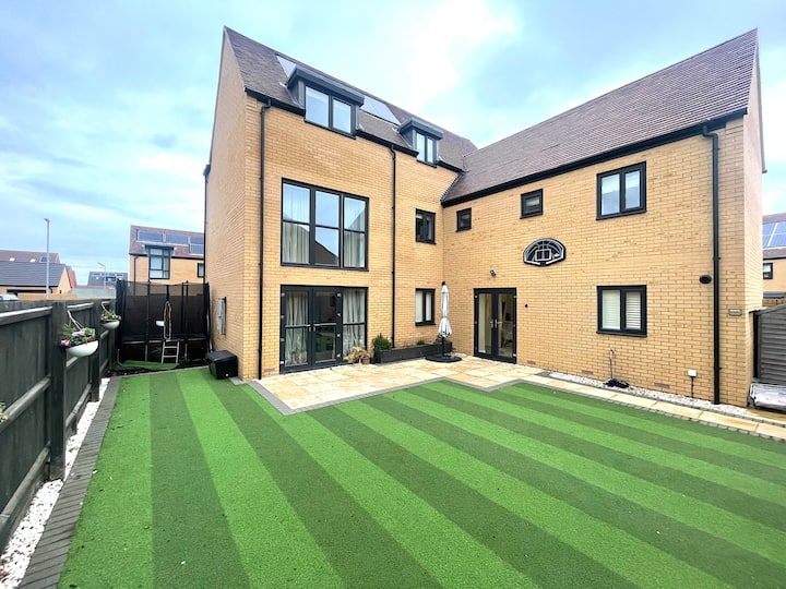 Luxurious 5-bedroom Haven: Near Cambridge - Cambridgeshire