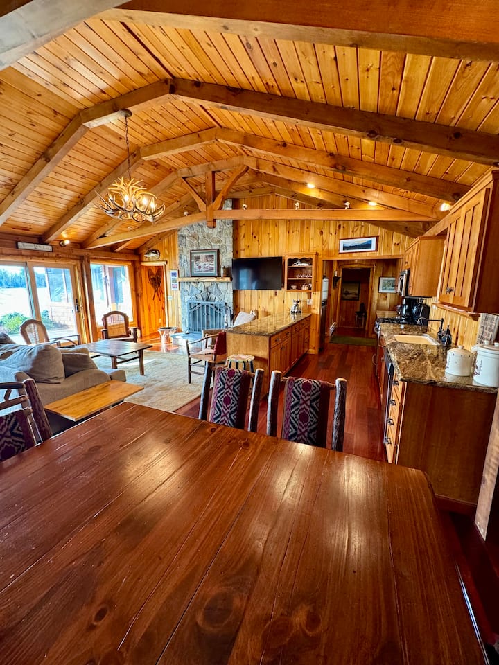 Adirondack Chalet In Indian Lake - Indian Lake, NY