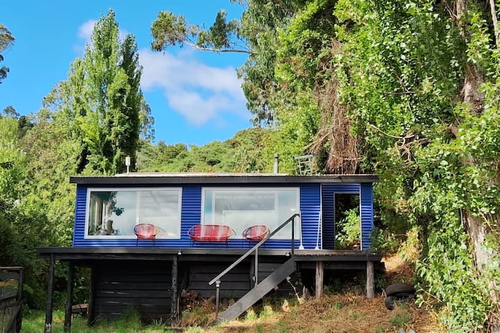 La Casa Azul De Yutuy, Chiloé. - Castro, Chile