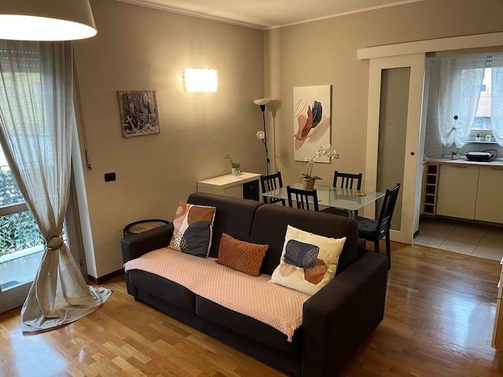 Jane's Home - [Netflix, Wi-fi] - Milão