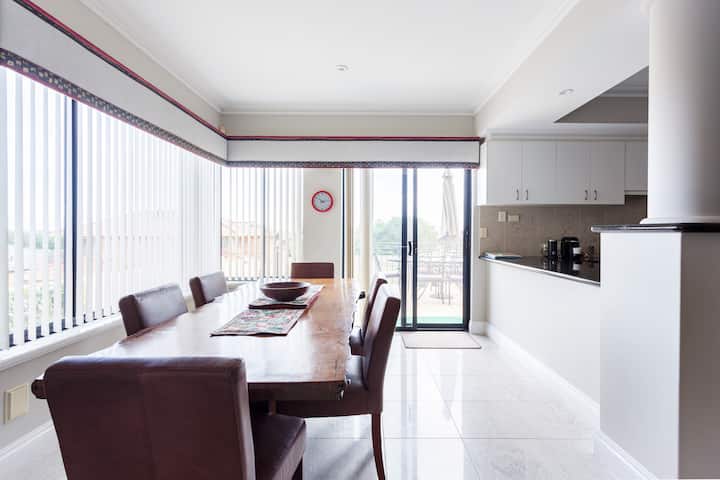 Alfred Cove River View Apartment. - Swan River