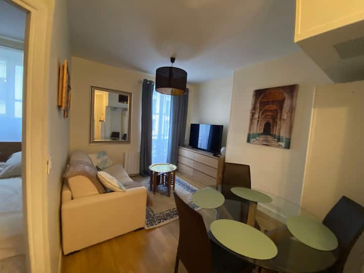 Charmant 2 Pièces Très Cosy - Paris