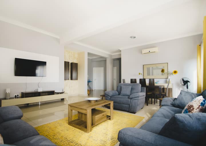 Cantoments I 3bdr + Pool - Accra
