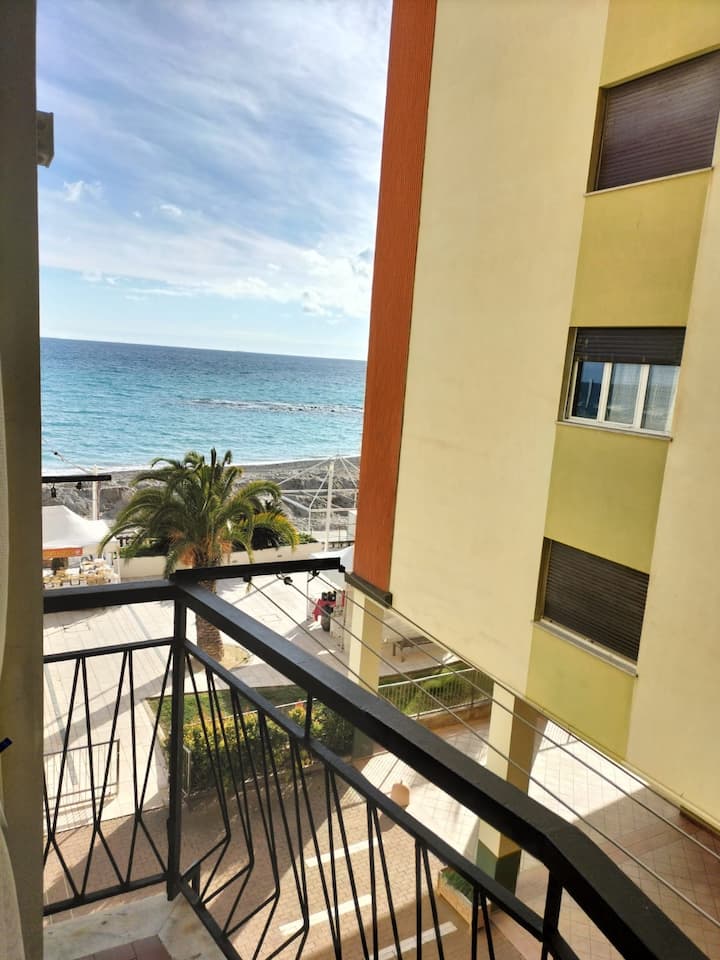 [Casa Tizzy] Frontemare - Borghetto Santo spirito