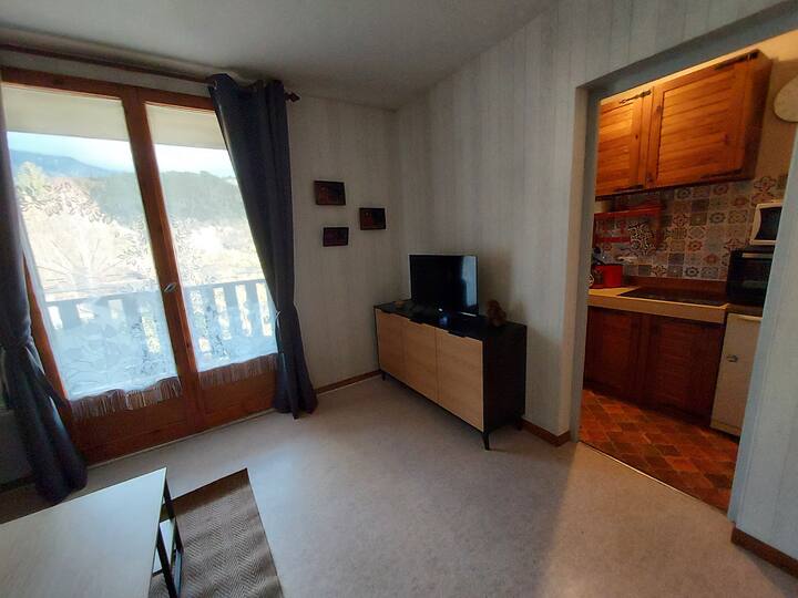 Studio Seyne - Seyne