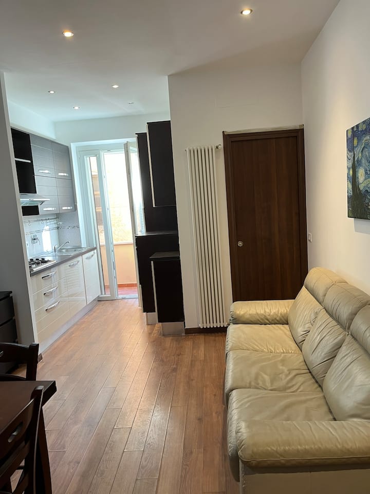 Appartamento Sul Lungomare In Centro. - Ladispoli