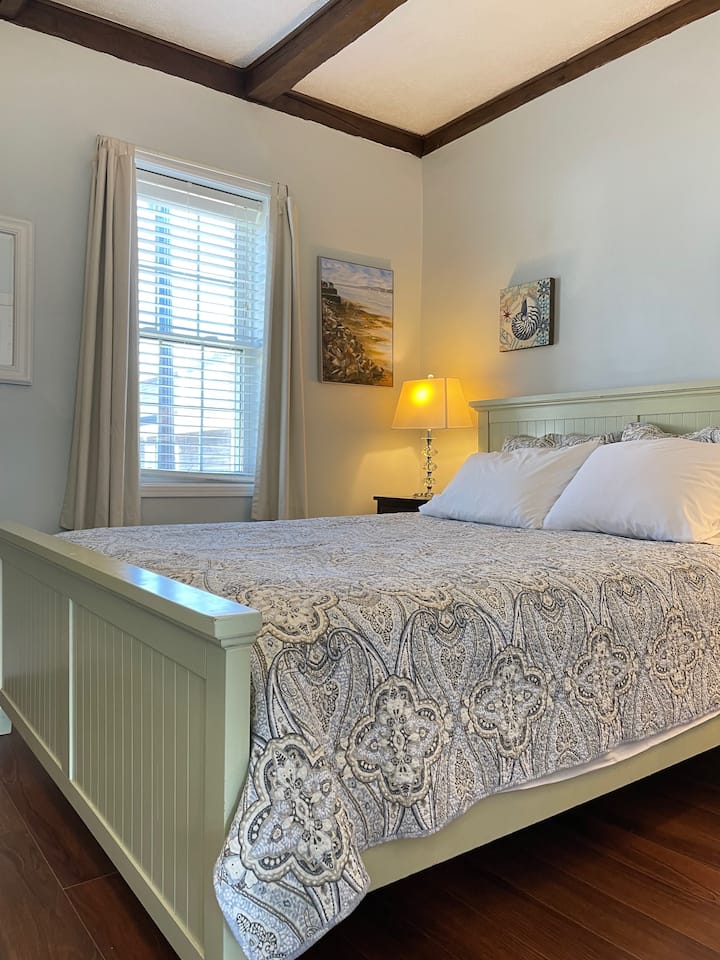 Tides 1 At Stays-by-the-sea: 1 Bedroom Apartment - St. Andrews