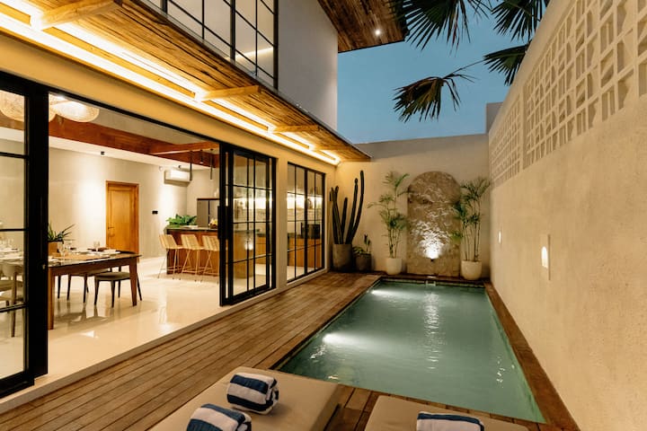 Brand New Stylish 4br Pool Villa - Bali