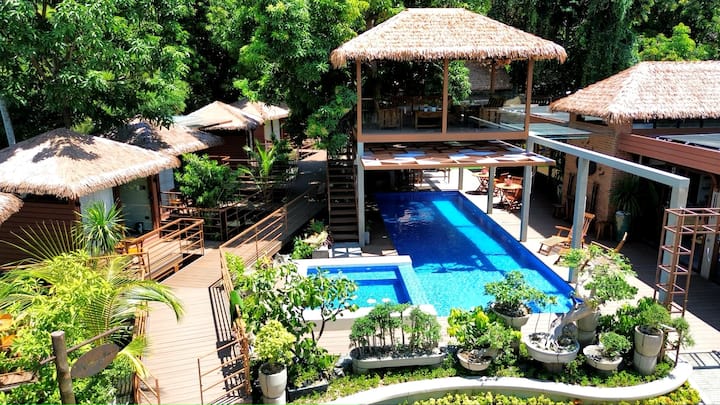 Casa Olivia Private Resort - Plaridel