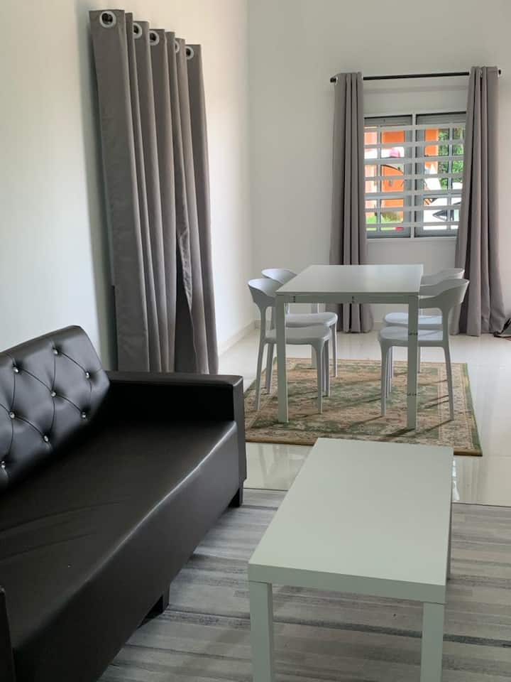 Jah Homestay Bajet Di Pantai Kelulut (Unit A) - Marang