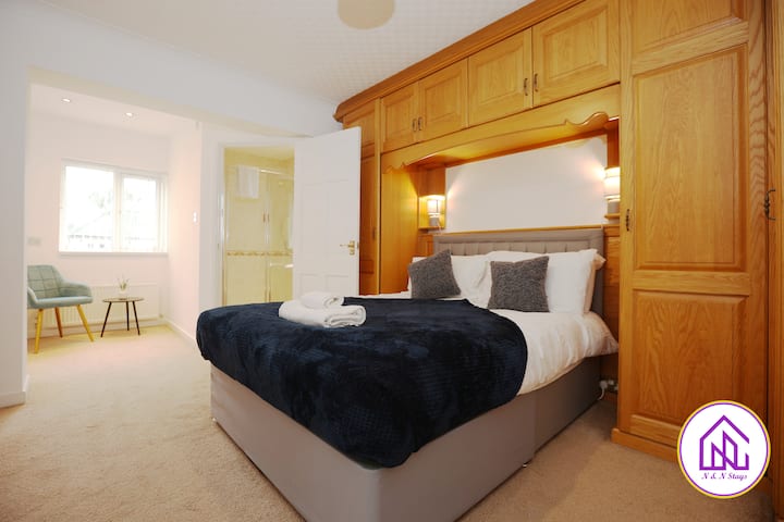 Contractor Welcoming | Parking Long | Stay Deals - Cardiff