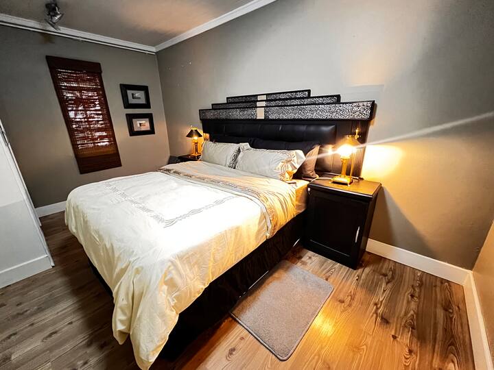 Mitchell Bank Hideaway (Guest Bedroom) - Meyerton