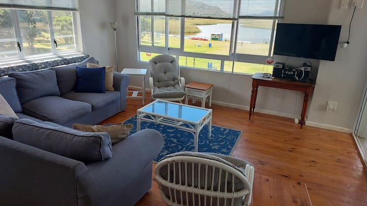 27 On Strand - Kleinmond