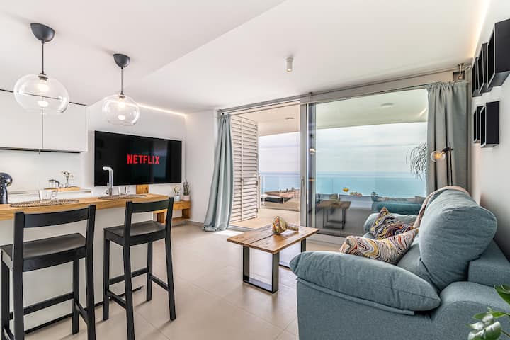 Seaside Stay/pool/balcony/seaview/beach3miniutes - Fuengirola