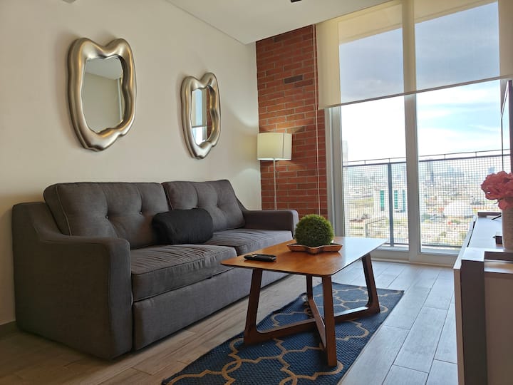 Glamorous 2-br Apt In Downtown Mty W/parking + Ac - 몬테레이