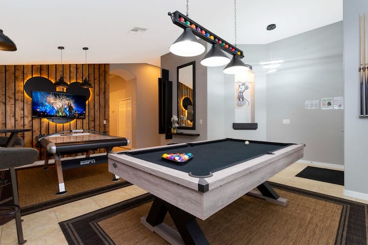 4 Bedroom W/pool Near To Disney - Kissimmee, FL