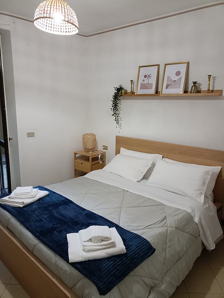 Casa Vacanze La Brezza Di Varenna - Varenna
