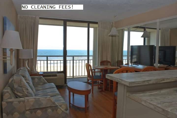Four Sails Resort-oceanfront Balcony-queen Suite - Virginia Beach, VA