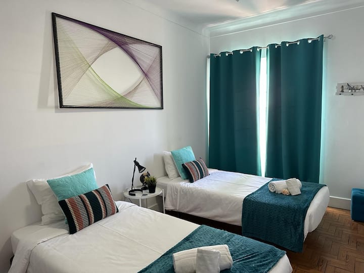 Quarto Dinis Henrique - Setúbal