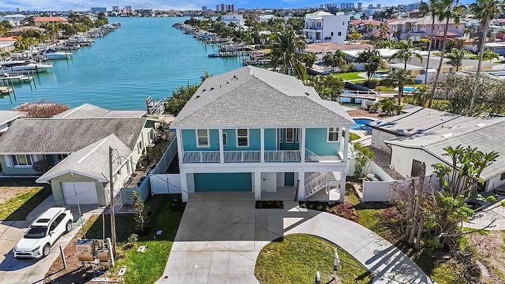 Brand New Waterfront Home. - Madeira Beach, FL