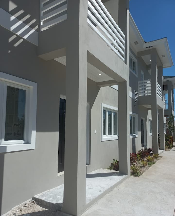 Jas Merose Place - Townhouse 2 - Nasáu