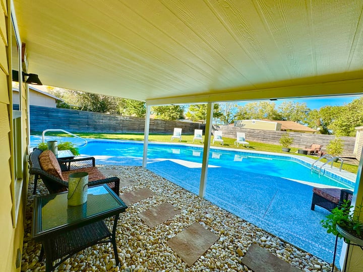 Pool Home Near Rainbow Springs! - Rainbow Springs, FL