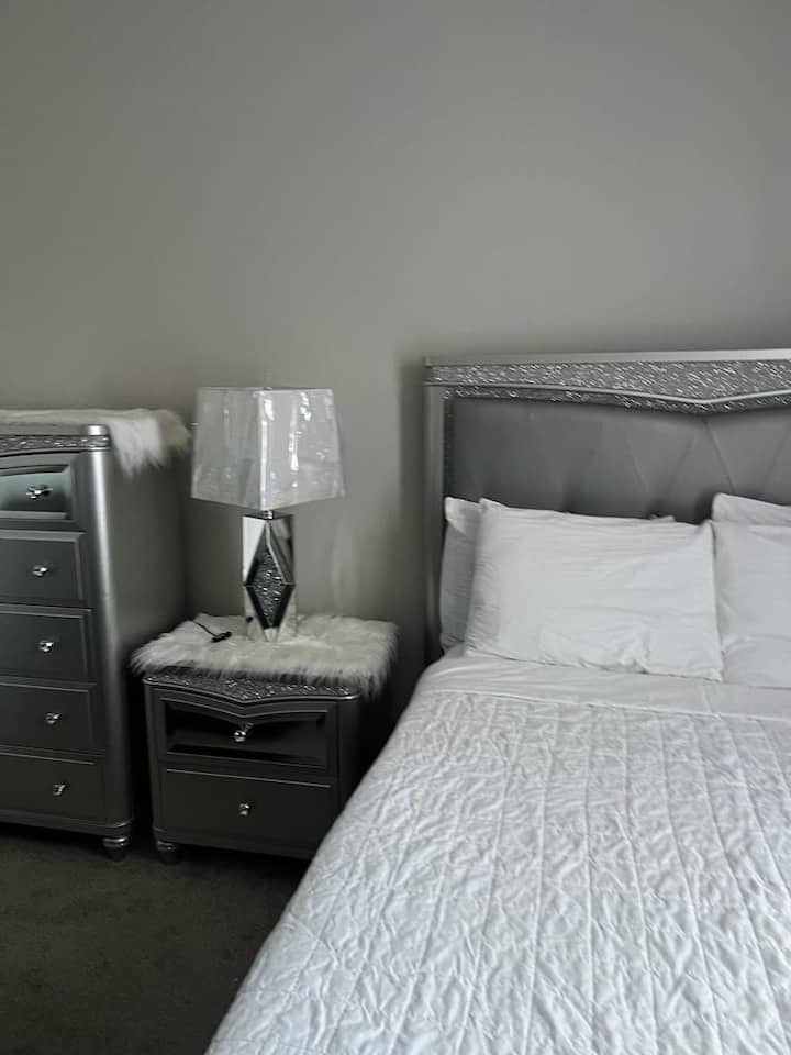 The 1133 Charm Room - Clarksville, TN