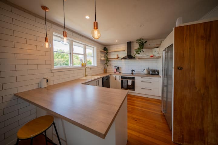 Family Haven - Mins From Airport - Christchurch