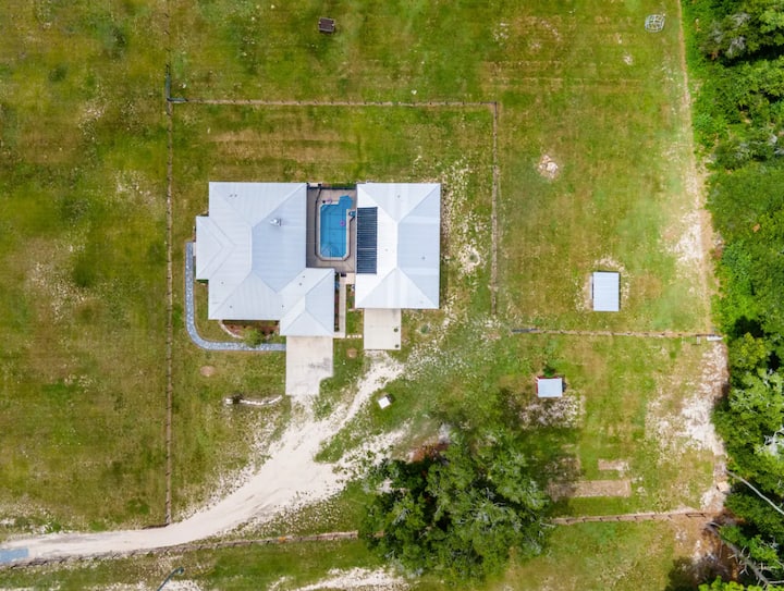 Two Pool Houses, 5 Mins From Wec, Sleeps 16! - Ocala, FL