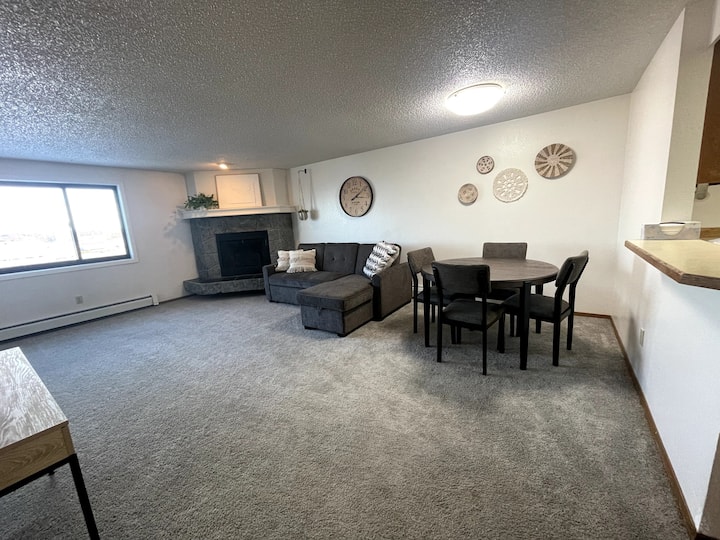 Boardwalk Condo - Space Station, Anchorage