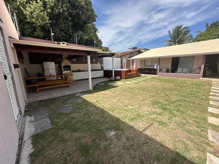 Linda Casa Em Guarapari, Pertinho Da Praia. - Guarapari