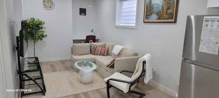 Luxurious Kinglet Guest Suite Near Wem - Saint Albert