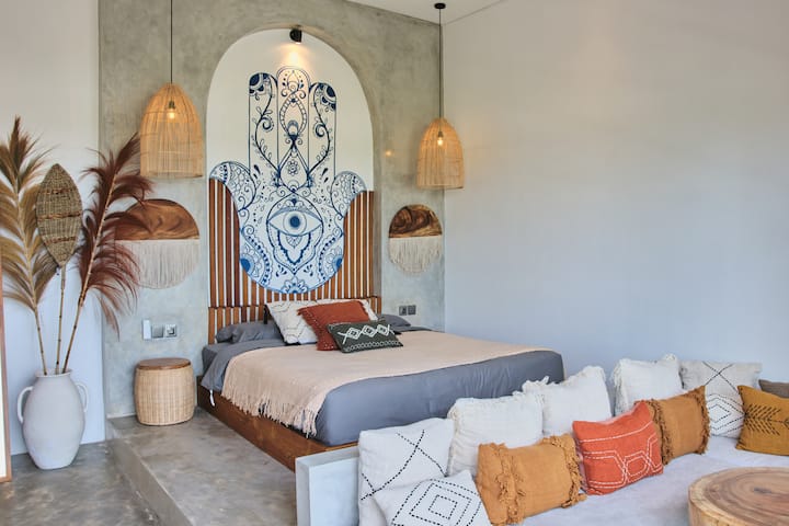 3 Bdrm Luxury Villa - Pererenan (No Construction) - Bali