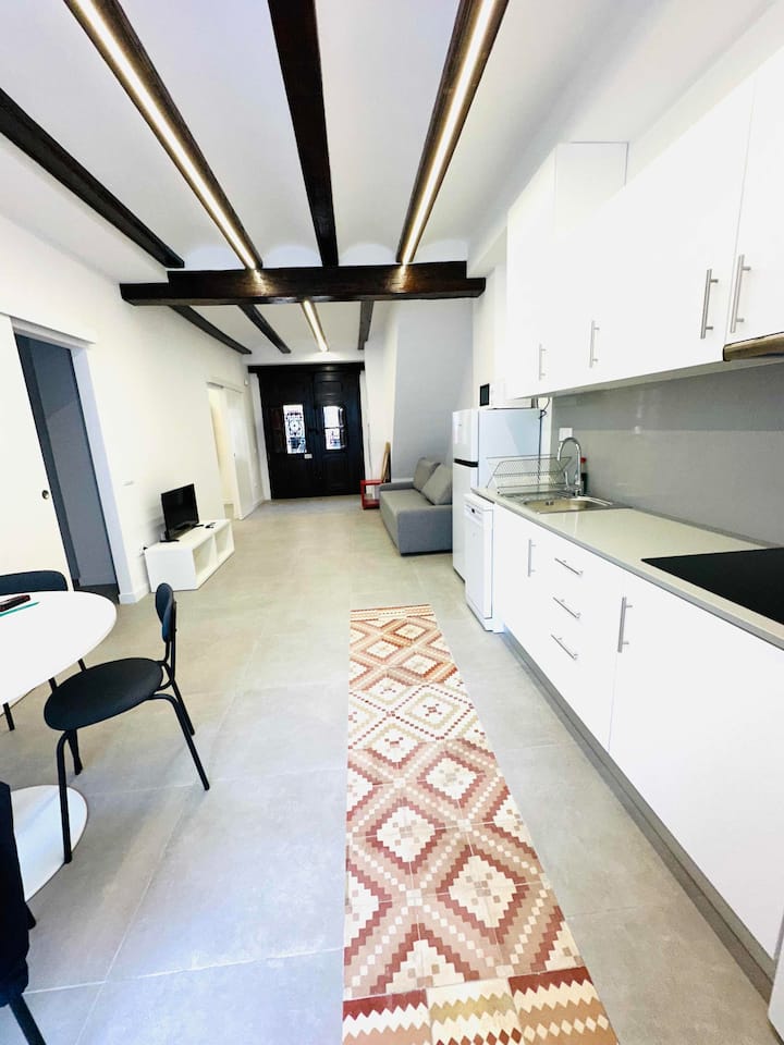 Acogedor Bajo Con Gran Terraza - Valencia
