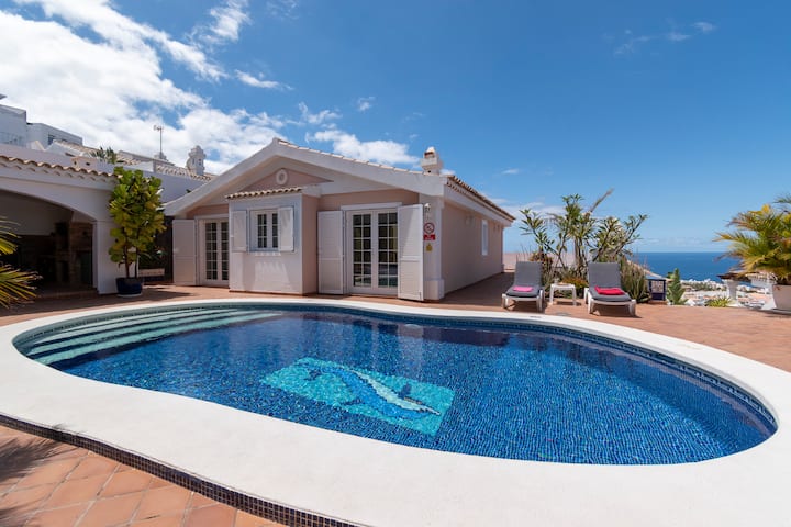 Villa Rosabel. Lovely 4 Bedroom Villa. - Adeje
