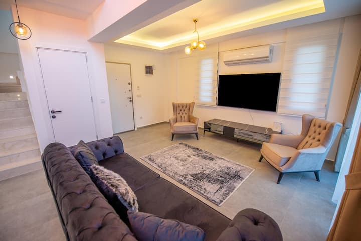 ÖLüdeniz 'De 2 Havuzlu Villa Bera 2 - Ovacık