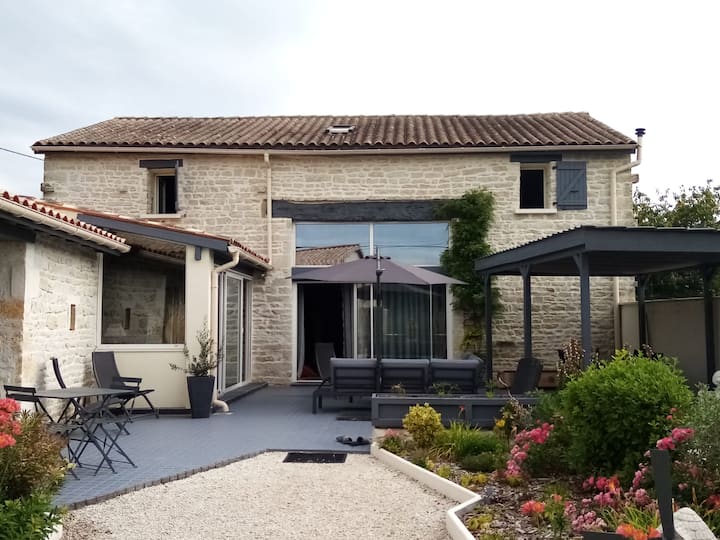 Studio - "Cool-gens" - Charente