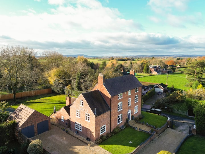 Bank Farm House - Stunning House & Gardens - Herefordshire