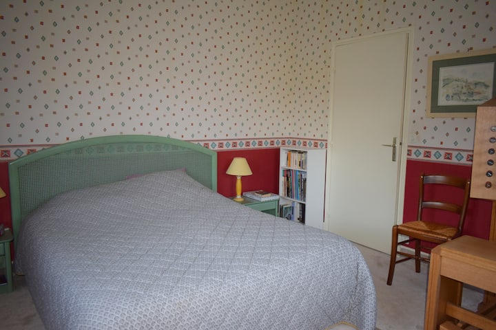 Chambre Spacieuse De 15m² - Le Mans