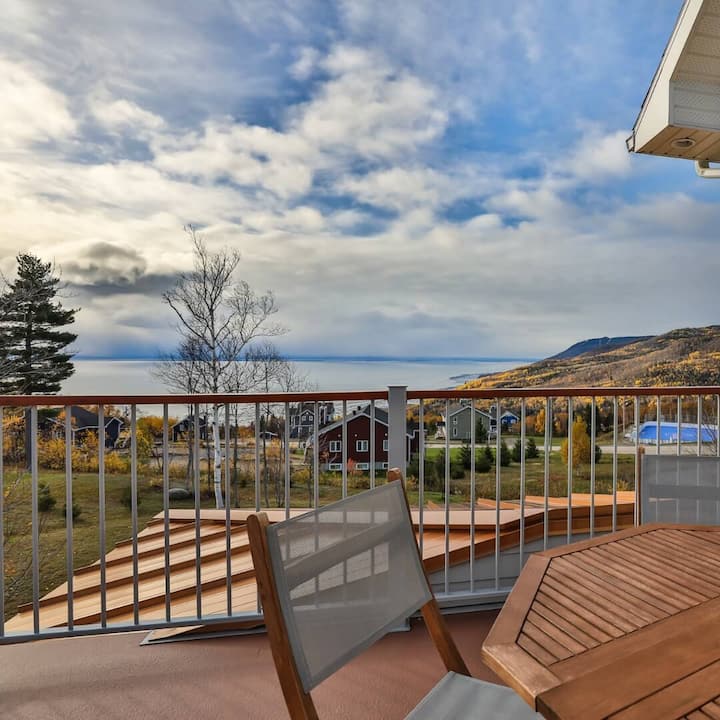 Condo 63: Retraite Tranquille Avec Terrasse Et Bbq - Le Massif de Charlevoix