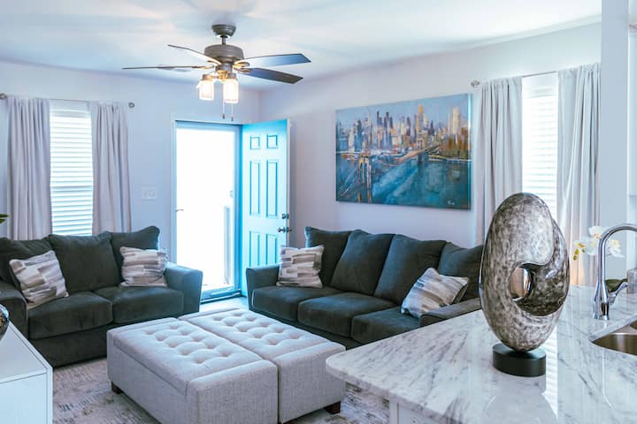 Luxury Condo Downtown Memphis Tennessee - Memphis, TN