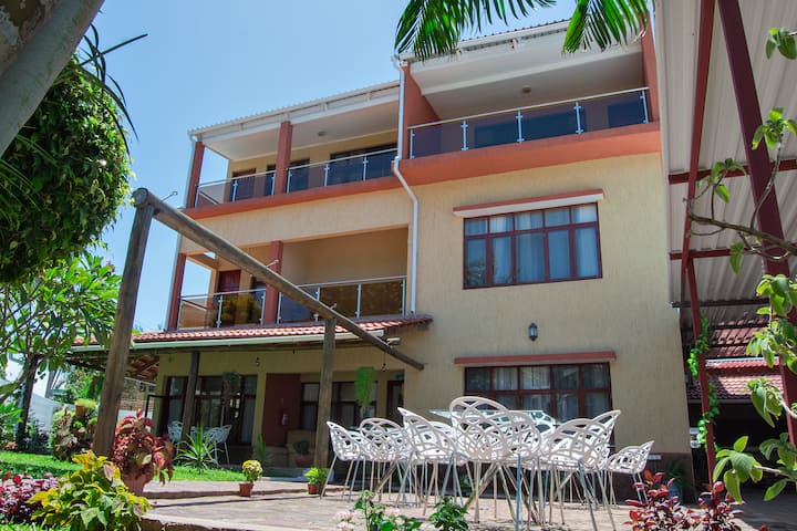 Kutenga Guest House - 馬布多