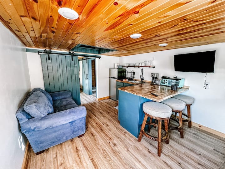 3 Cabins On A Farm - Indianapolis, IN