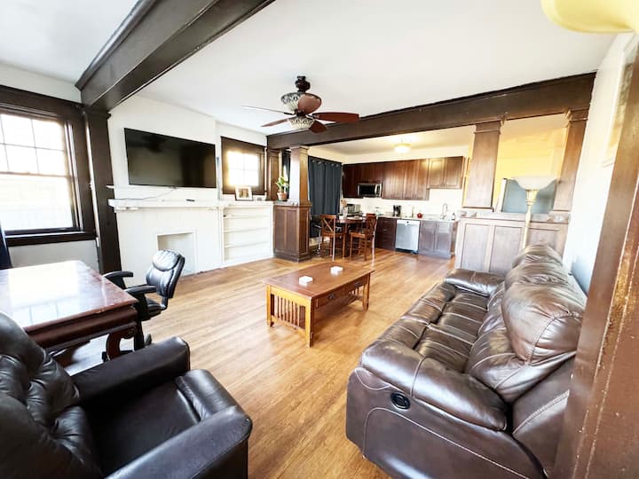 Rustic Rockwell Park With Free Off-street Parking - Forest Hills, PA